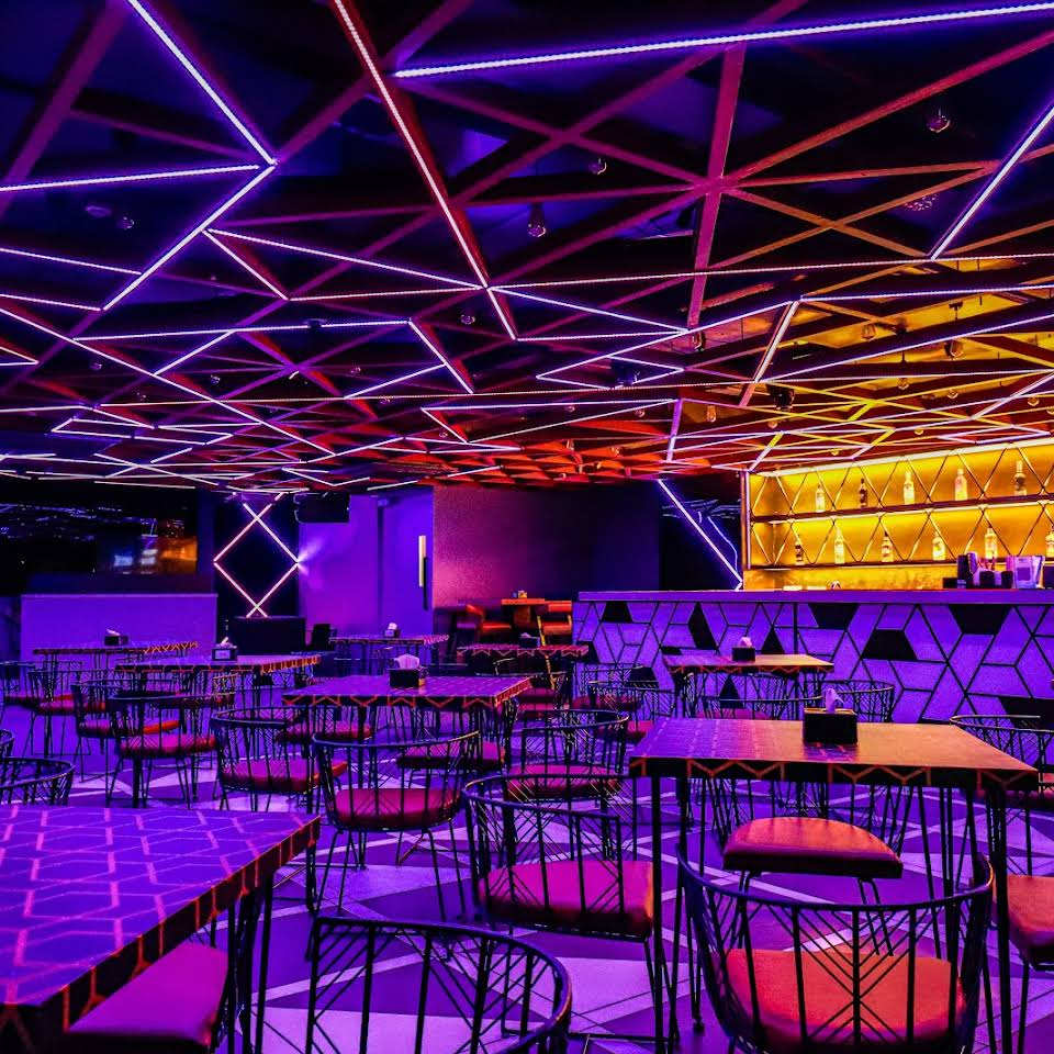 Explore Restaurants - Waiu